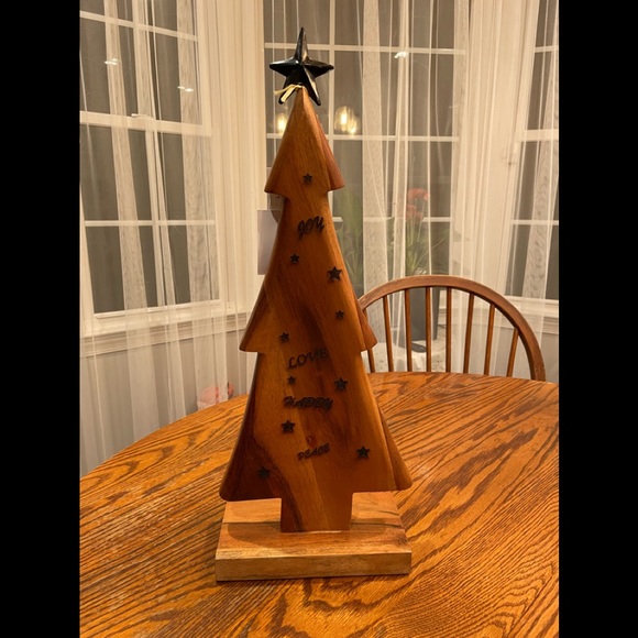 Home Goods | Holiday | New Christmas Wodden Tree Sign Final Price ...